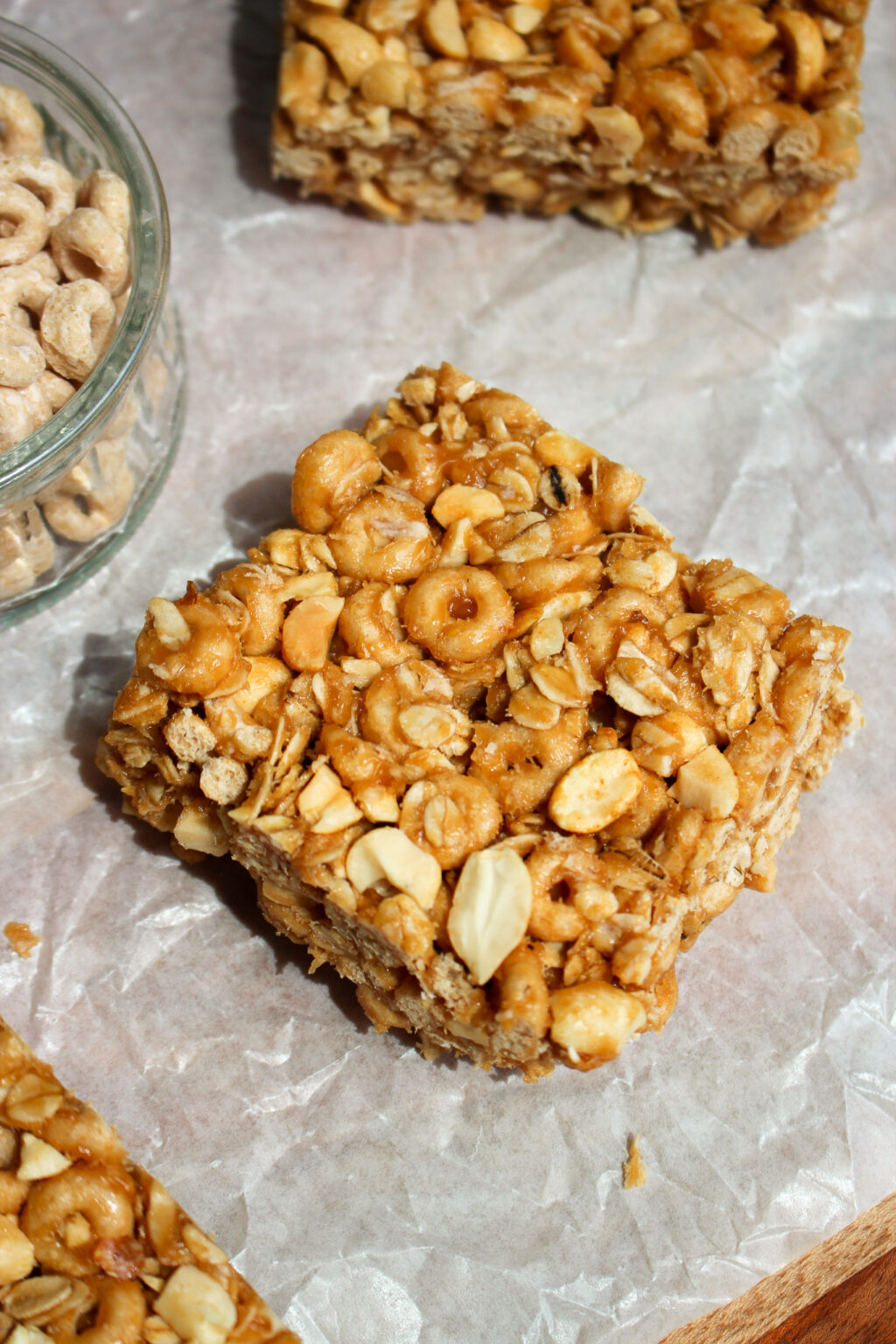 4 Ingredient No Bake Cheerio Bars - Taffey Bakery